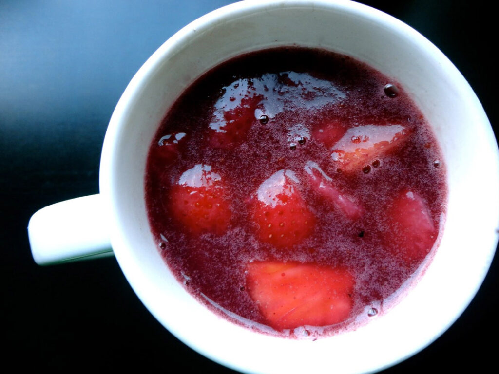 Guaguas y colada morada de Ecuador